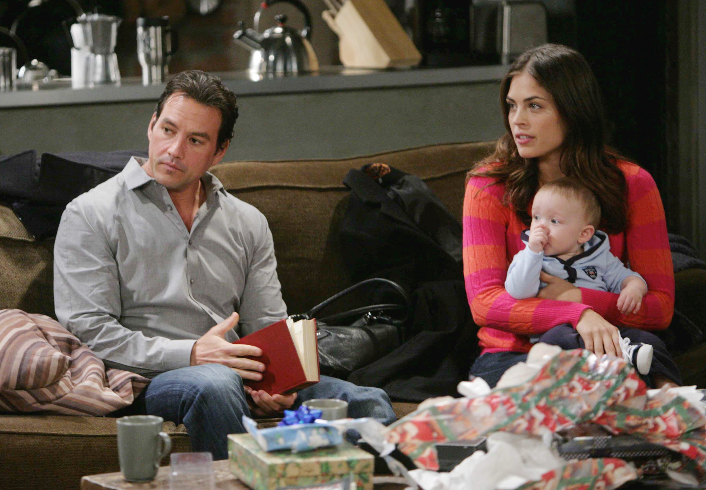 GH's Finn Carr 'Looked Like A Complete Lunatic' When He Met Kelly ...