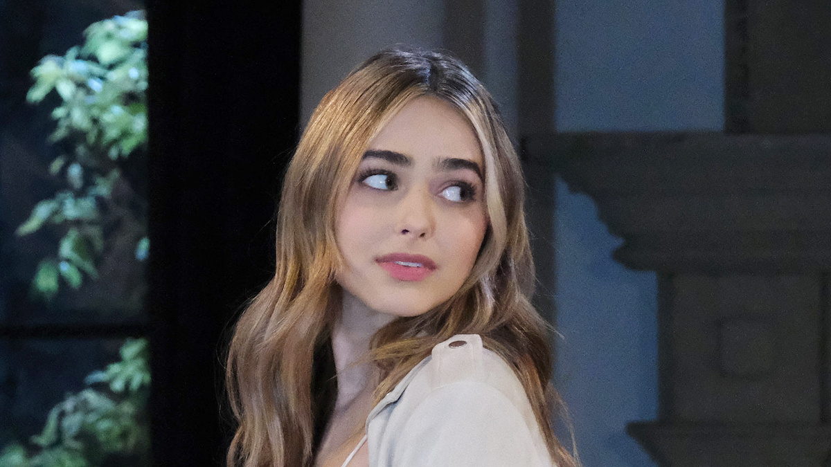 Holly on Days of Our Lives — Everything You Need To Know - Soap Opera ...