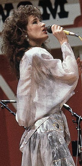 Remembering GENERAL HOSPITAL Star Robyn Bernard, 1959-2024 - Soap Opera ...