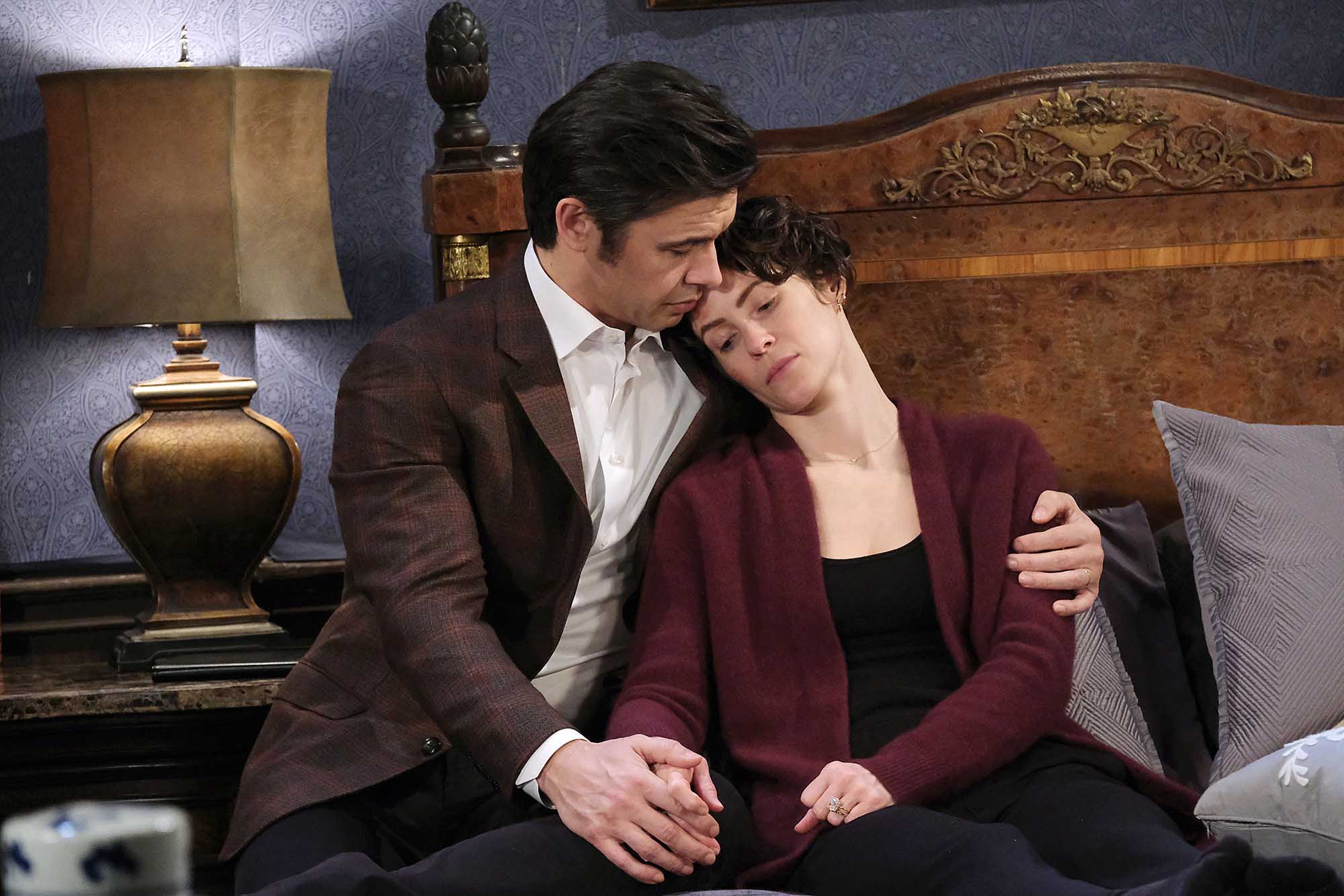 DAYS's Linsey Godfrey: Sarah and Xander Will Never Be ‘Done Forever ...