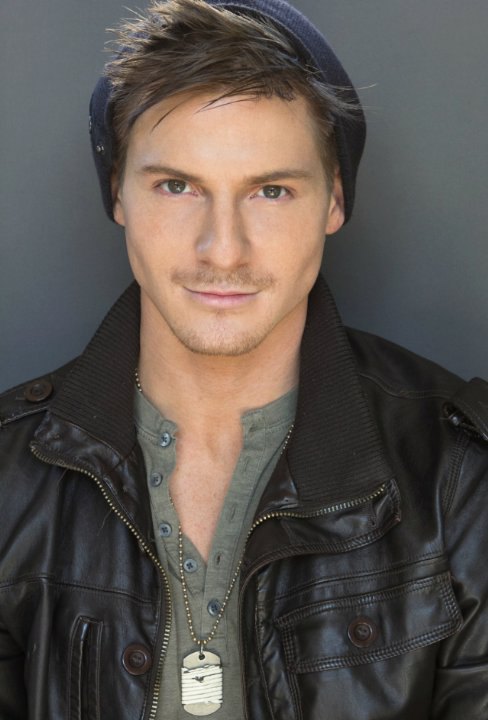GH'S ROBERT PALMER WATKINS DEBUTS NEW VIDEO - Soap Opera Digest